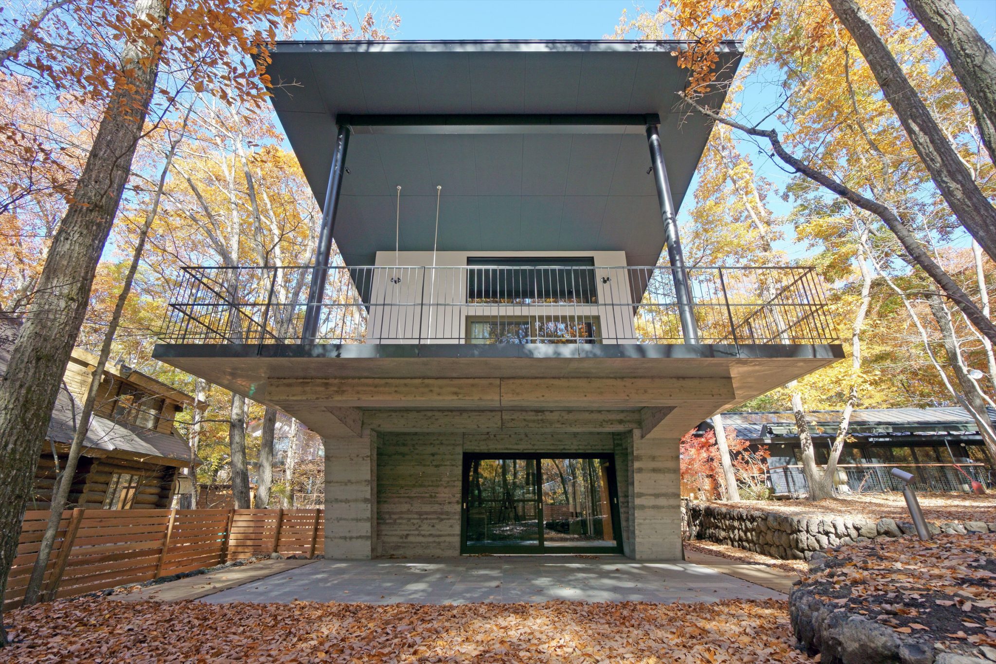 Long roof house – Yuji Tanabe Architects