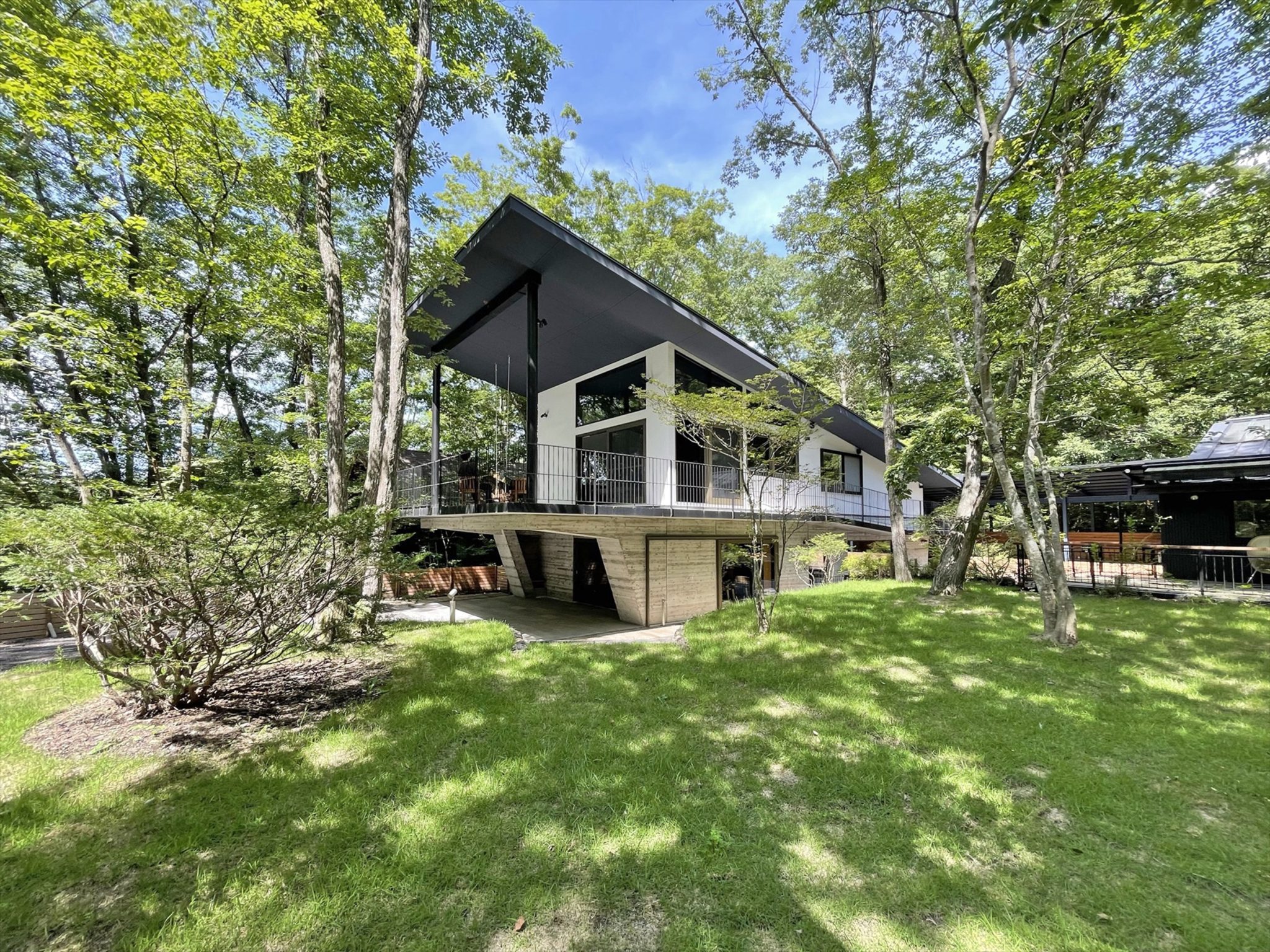 Long roof house - Yuji Tanabe Architects